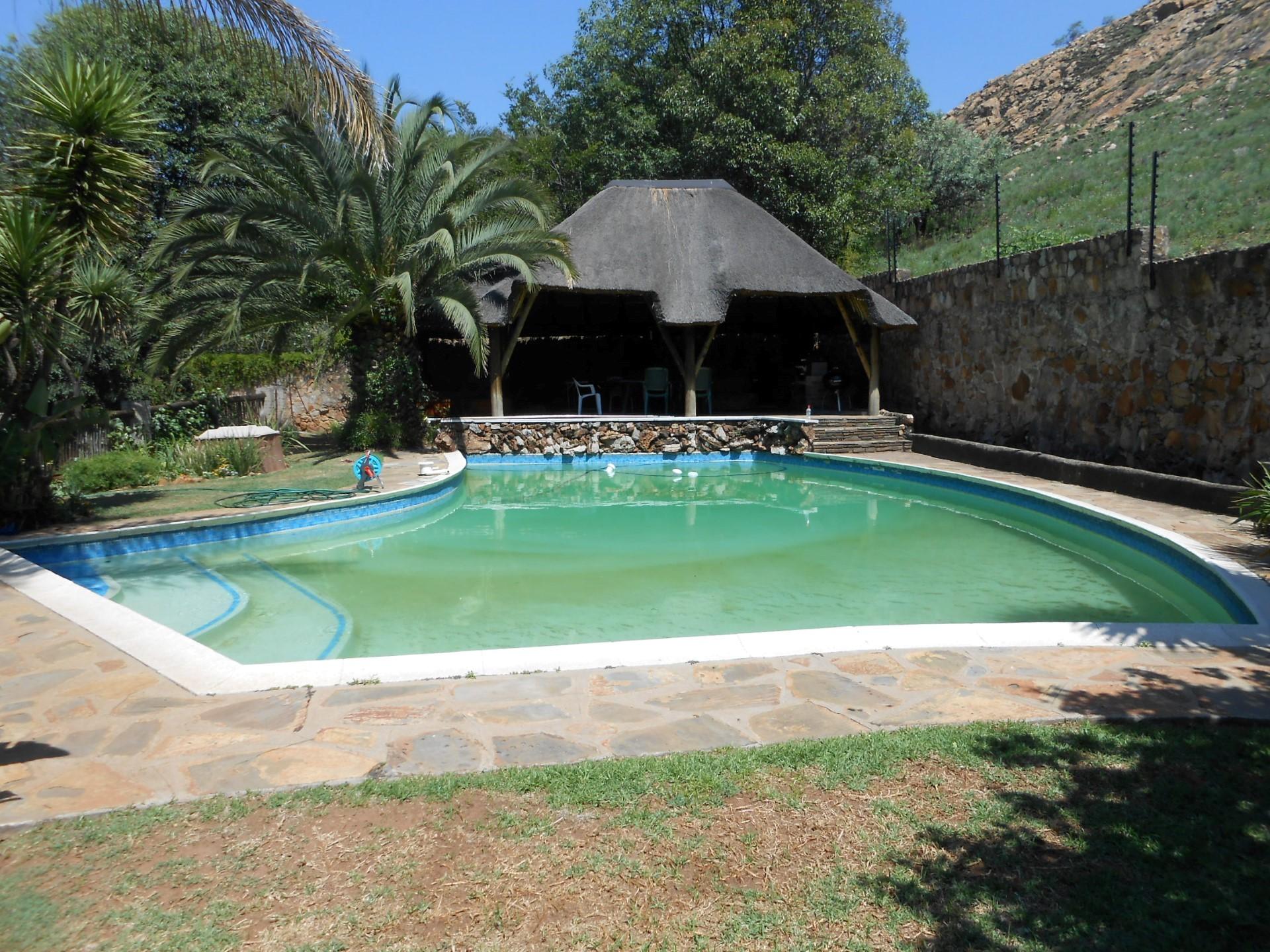 5 Bedroom House for Sale For Sale in Cyrildene - Home Sell