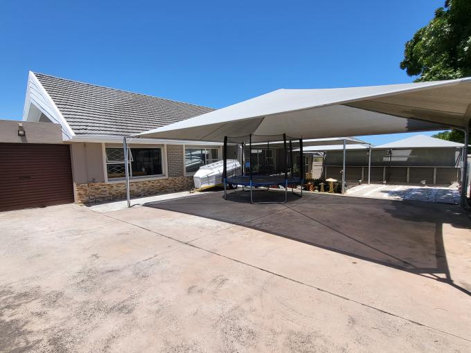 Houses For Sale in Parow North - MyRoof.co.za