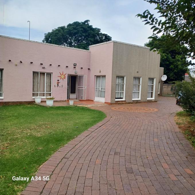 Property For Sale in Esther Park - MyRoof.co.za